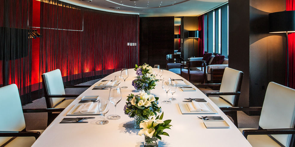 휴가샵 X REDTABLE